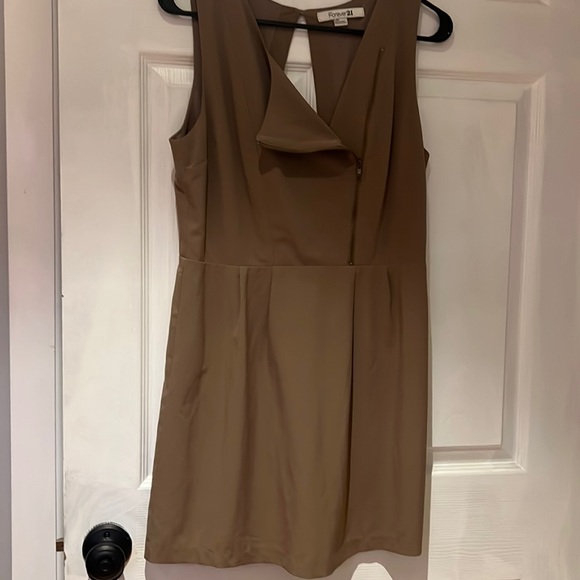 Dresses | Knee Dress Zipper Front Open Back 4x2 | Poshmark
